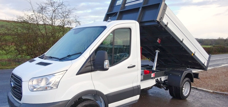 Ford Transit 350 1-way Tipper L2H1 RWD 2.2 Tdci 125ps - White Hot ...